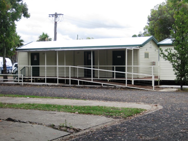 Narrabri Highway Tourist Village & Caravan Park review | Bloke's Post